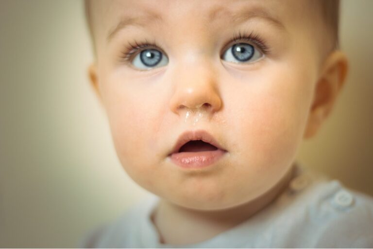 Muci galbeni verzi la copii: cauze și soluții eficiente - Clubul ...